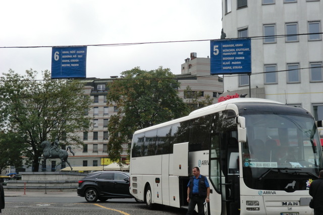Slovenia Bus (4) - クロアチア観光・旅行サイトCROTABIクロアチア観光・旅行サイトCROTABI