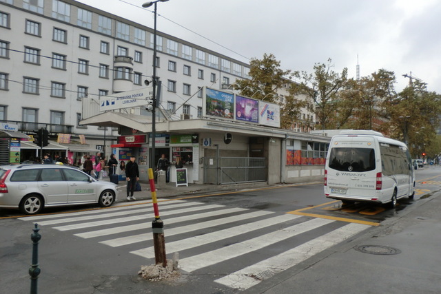 Slovenia Bus (5) - クロアチア観光・旅行サイトCROTABIクロアチア観光・旅行サイトCROTABI