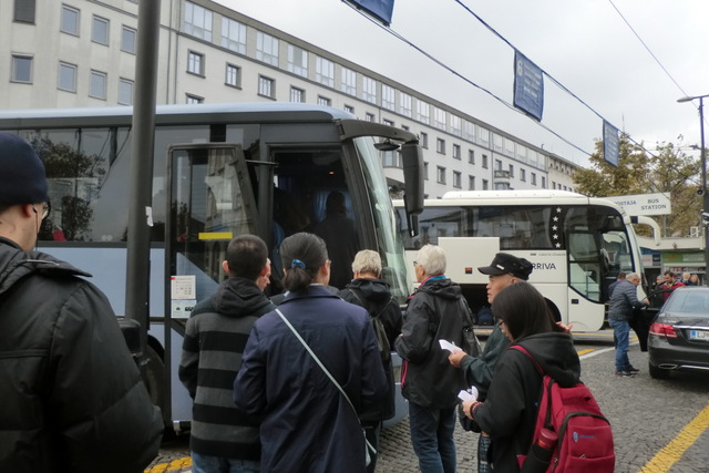 Slovenia Bus (6) - クロアチア観光・旅行サイトCROTABIクロアチア観光・旅行サイトCROTABI